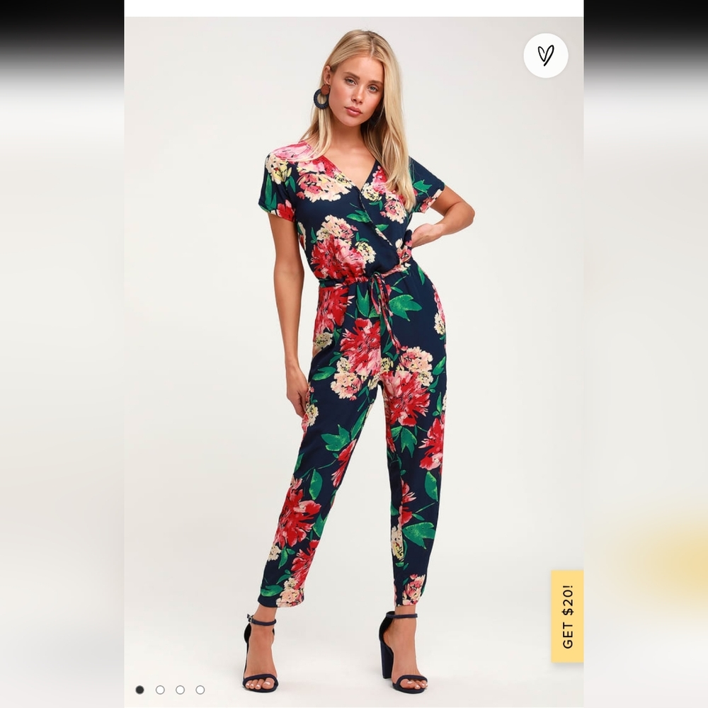 Lulu's "Successful Statice Navy Blue Floral Print Jum… - Gem